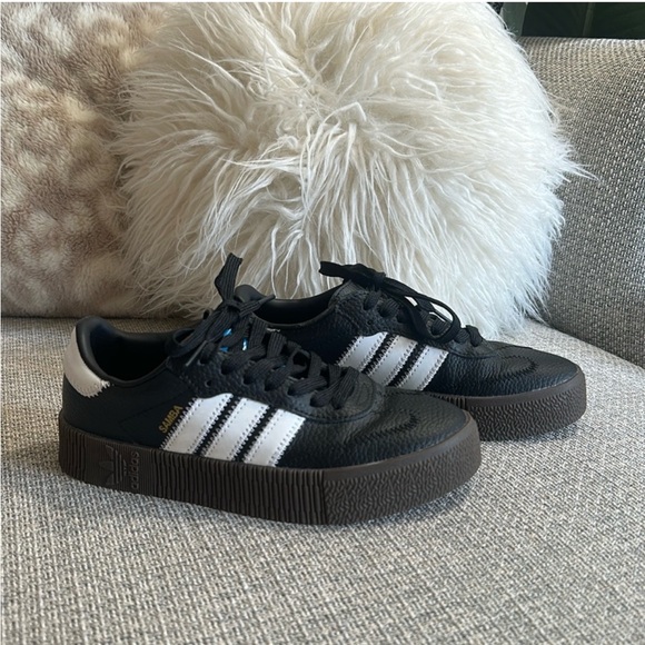 adidas | Shoes | Adidas Sambae Sneakers Black White Size 6 | Poshmark